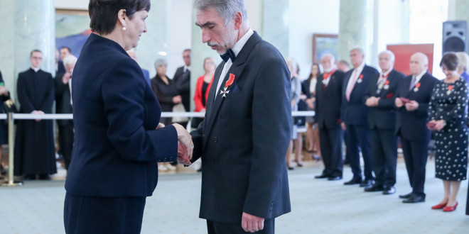 Doktor Adam DOMANASIEWICZ odznaczony Krzyżem Kawalerskim Orderu ...